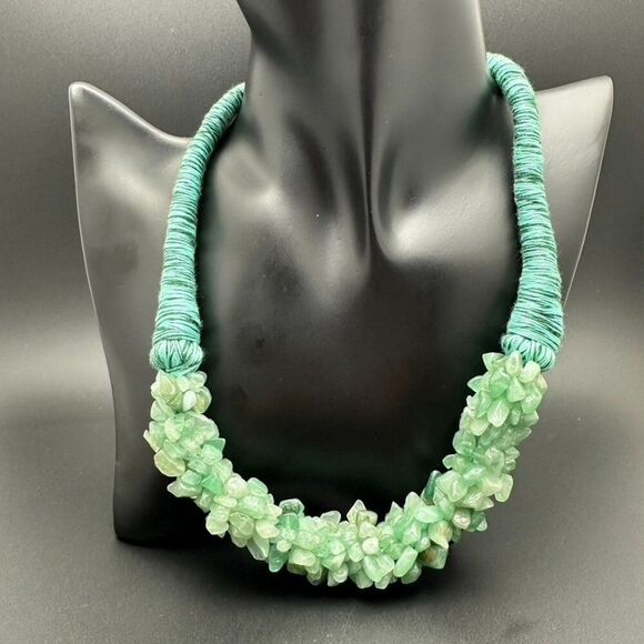 Hand Crafted | Jewelry | Bohemian Green Beaded Stone Chip Cluster Rope ...